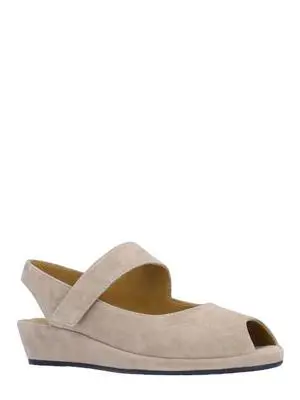 L'AMOUR DES PIEDS Berilita Slingback Wedge Sandal - Taupe