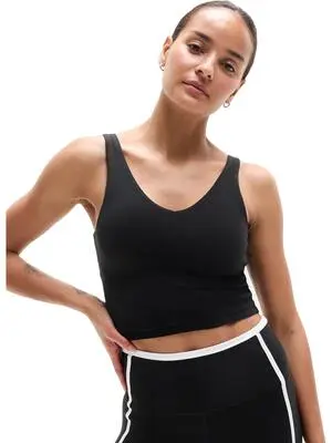 Athleta Transcend V-Neck Crop Sports Bra A-C Black