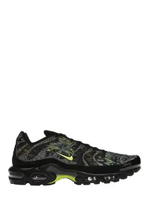 Nike Air Max Plus Sustainable Sneakers Black/volt