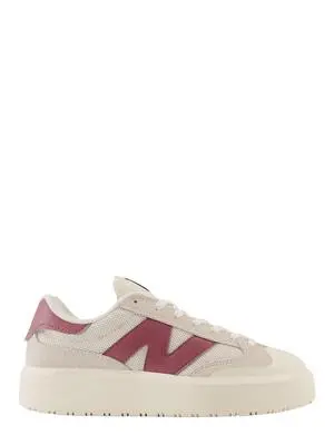 NEW BALANCE 302in Sneakers