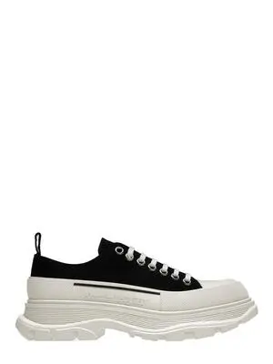 Alexander McQueen Tread Slick Low Lace Up Sneakers Black/white