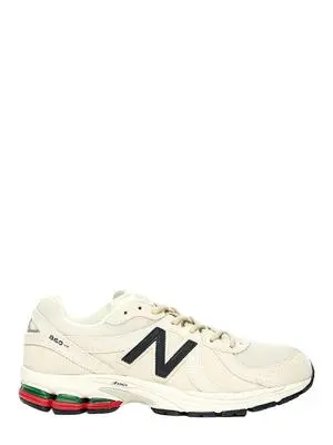 NEW BALANCE 860 V2in Sneakers - Cream/black