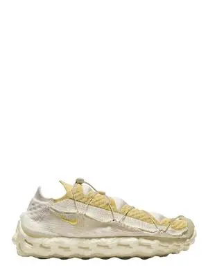 Nike Ispa Mindbody Sneakers - Light Cream/saturn Gold/coconut Milk