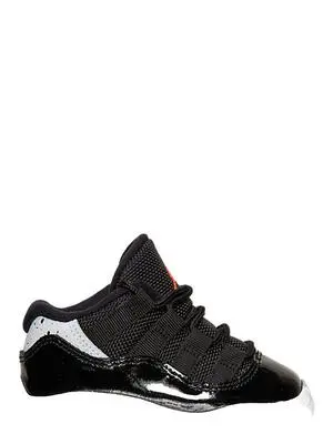 JORDAN 11 Retro Low Sneakers - Black/infrared 23/pure Platinum
