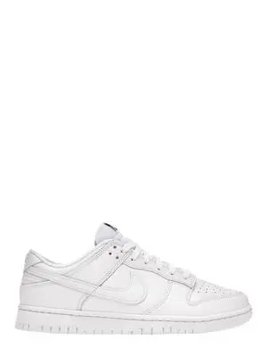Nike Dunk Low Triple Sneakers - White