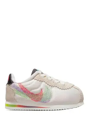 Nike Cortez Be True Sneakers - Summit White/black