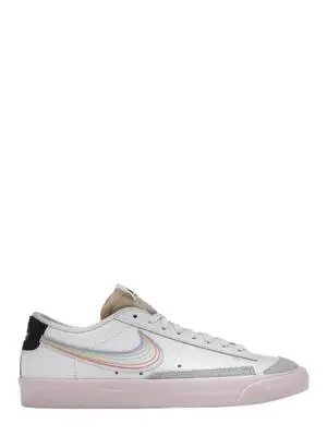 Nike Blazer Low 77 Be True - White