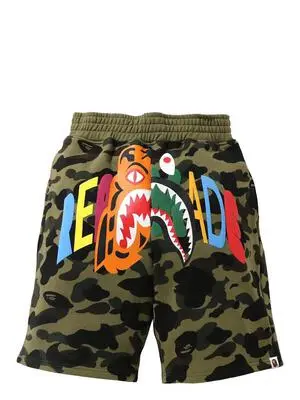 A BATHING APE X Readymade Tiger Shark Wide Sweat Shorts - Green