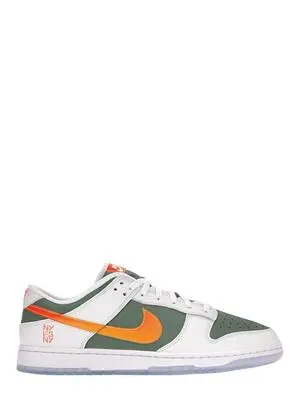 Nike Nike Dunk Low SE NY Vs. NY Sneakers Dutch Green