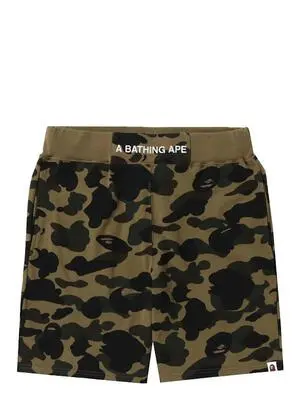 A BATHING APE 1st Camo Sweat Shorts Green