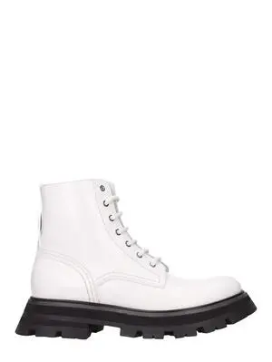 Alexander McQueen Lace-up Ankle Boot - White/black