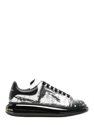 Alexander McQueen Oversized Printed Sneakers - White/black