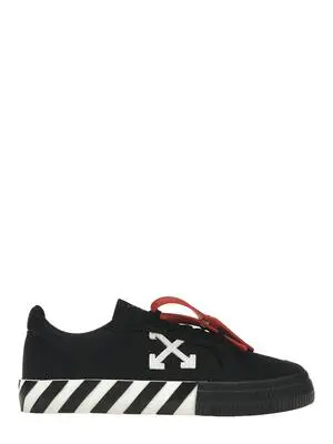 Off-White Vulcanized Low Top Sneakers - Black/white
