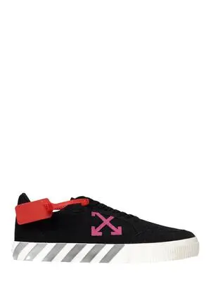 Off-White Vulc Low Sneakers - Black