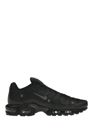 Nike Air Max Plus Acoldwall Sneakers - Black/off Noir/light Iron Ore