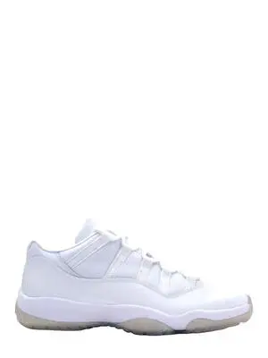 JORDAN Retro Low-top Sneakers - White/light Zen Grey