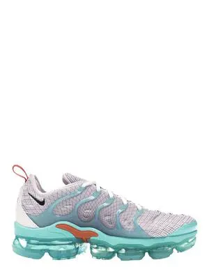 Nike Vapormax Plus Sneakers - White/aurora/cosmic Clay