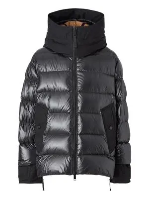 Burberry Puffer Jacket With Detachable Warmer - Black