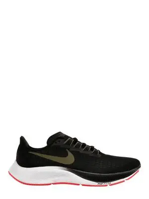 Nike Air Zoom Pegasus 37 - Black/olive Aura/laser Crimson
