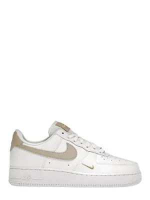 Nike Nike Air Force 1 Low '07 Essential Sneakers White/rattan