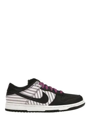 Nike Dunk Low Sneakers - White/black/hyacinth