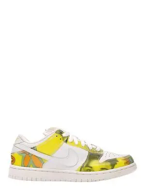 NIKE Nike SB Dunk Low De La Soul Sneakers