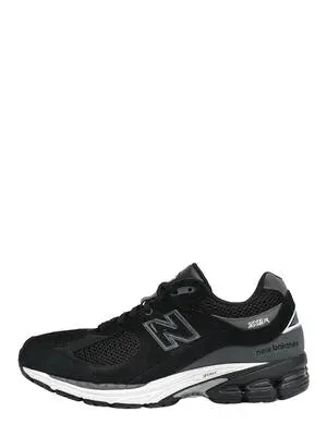 NEW BALANCE 2002R Sneakers Black/dark Grey/white