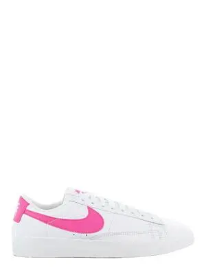 Nike Blazer Low Le Sneakers - White/laser Fuchsia