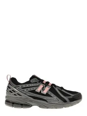 NEW BALANCE 1906R Sneakers Black/pink Moon/magnet