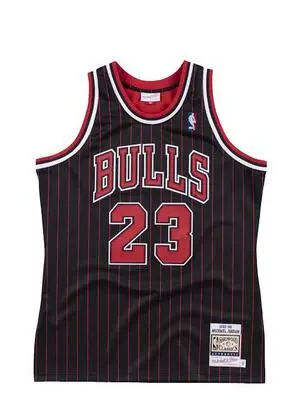 Mitchell & Ness Chicago Bulls 1995-96 Michael Jordan Authentic Jersey - Black