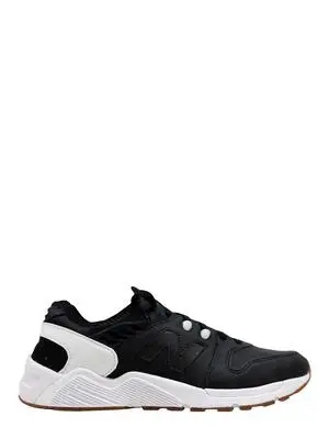 NEW BALANCE 009in Sneakers - Black/white