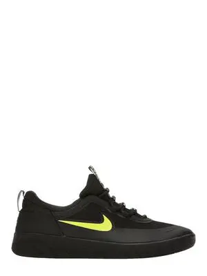 Nike Nyjah Free 2 Sneakers - Black/cyber