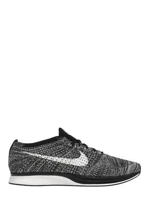 Nike Flyknit Racer Oreo 2in Sneakers - Black/white