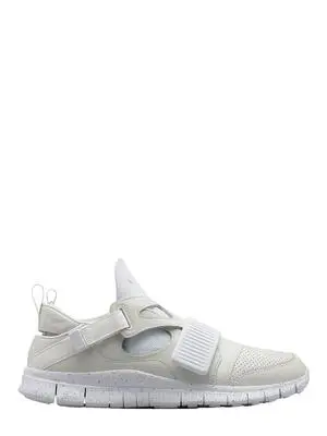 Nike Free Huarache Carnivorein - White