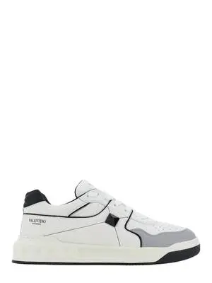 Valentino Garavani One Stud Low Sneaker - White/black/grey