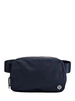 Lululemon Everywhere Belt Bag - True Navy Blue