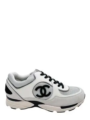 Chanel Cc Logo Trainer - White/silver/grey