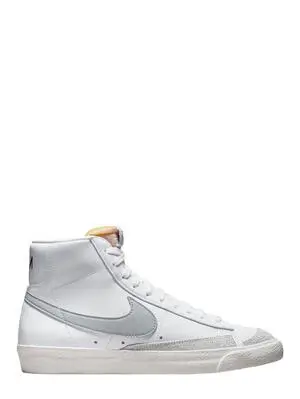 Nike Blazer Mid 77 Vintage Sneakers White/black/sail