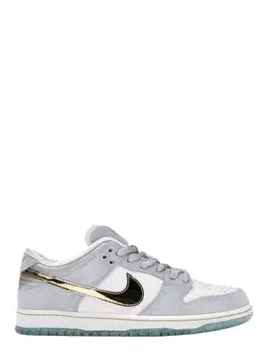 Nike Nike SB Dunk Low Sean Cliver Ice Blue/whiteone-colormetallic Goldone-colormetallic Silver