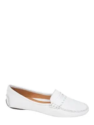 PATRICIA GREEN Janet Scalloped Loafer - White