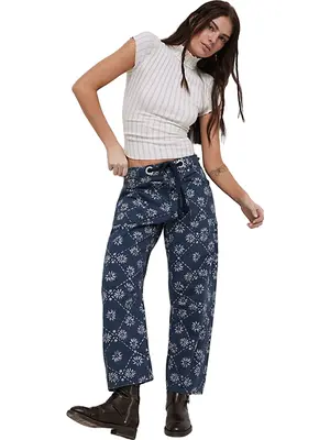 Free People We The Free Moxie Printed Barrel Jeans - Wallpaper Geo
