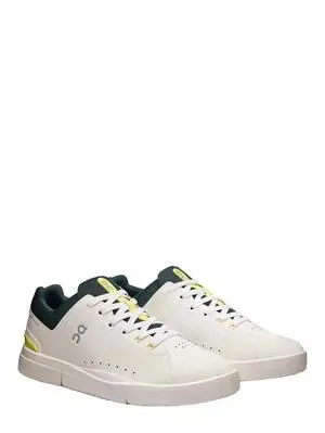 On On The Roger Advantage Sneakers Ivory/evergreen
