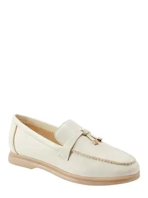 Marc Fisher Marc Fisher LTD Yanelli Loafer Ivory