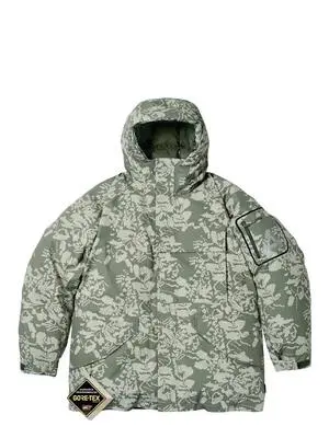 PALACE Goretex Cargo Down Parka - Leaf Dpm