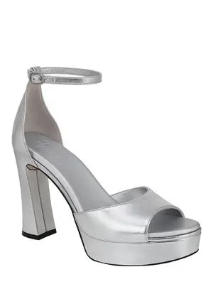 27 EDIT NATURALIZER Delphie Platform Sandals - Silver