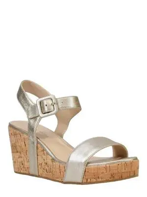Pelle Moda Wiltz Platform Wedge Sandals - Platinum Gold