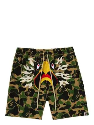 A BATHING APE X Readymade Abc Camo Eagle Wide Sweat Shorts - Green