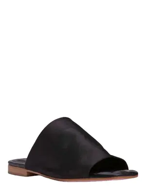BEAUTIISOLES April Slide Sandal - Black