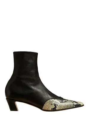 Khaite The Nevada 40 Ankle Boots Black