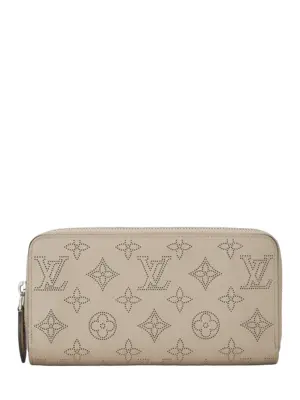 LOUIS VUITTON Beige Monogram Mahina Zippy Beige